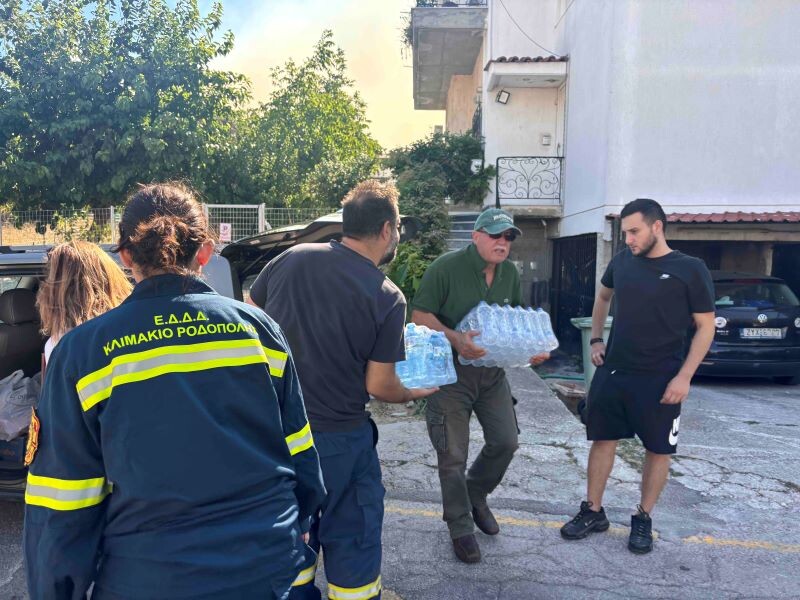 Η ΔΕΕΠ Ανατολικής Αττικής δίπλα στους δοκιμαζόμενους από την φωτιά ...